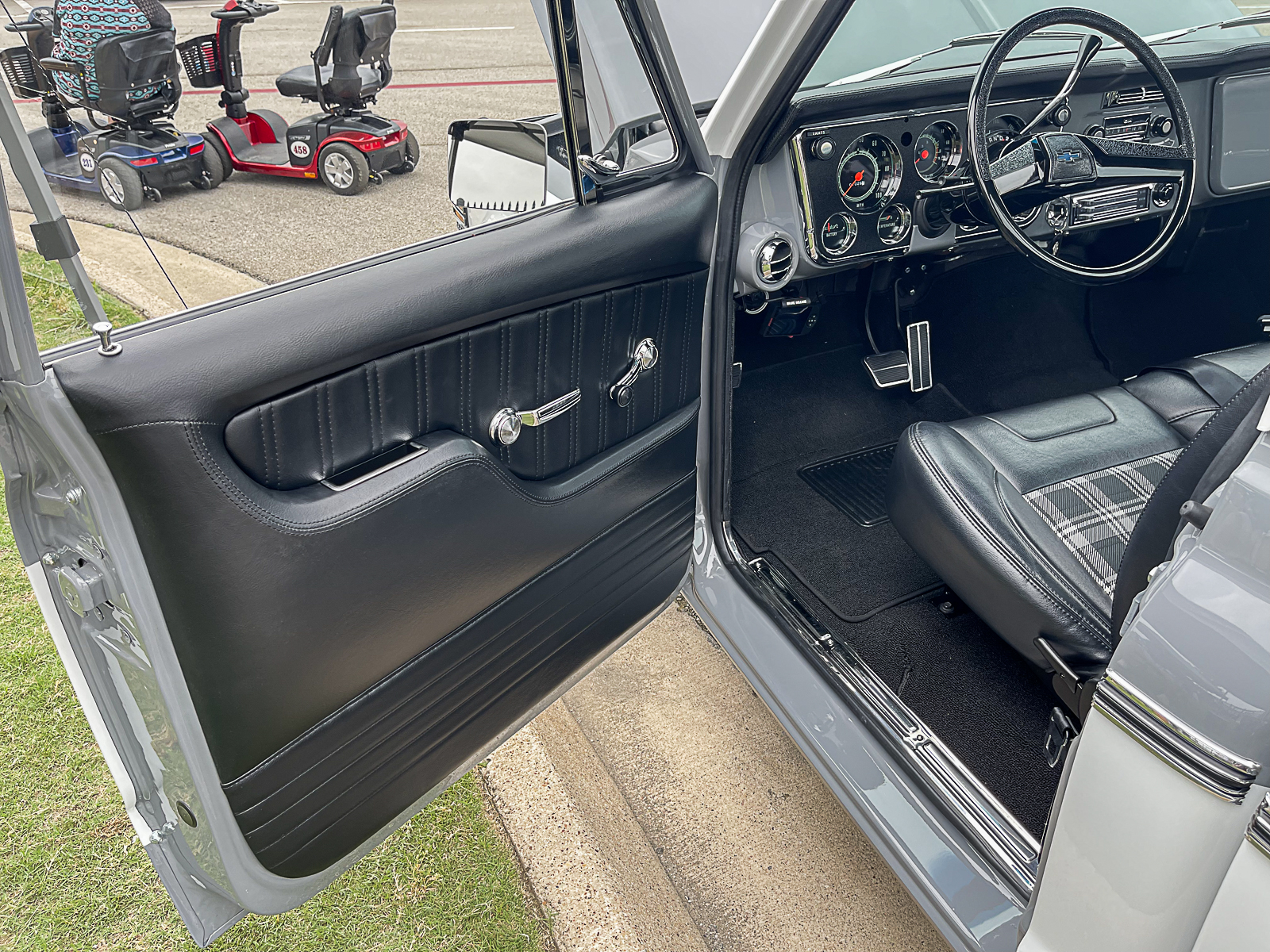 Phillip Walker Wins The TMI TRIM Award At The C10 Nationals