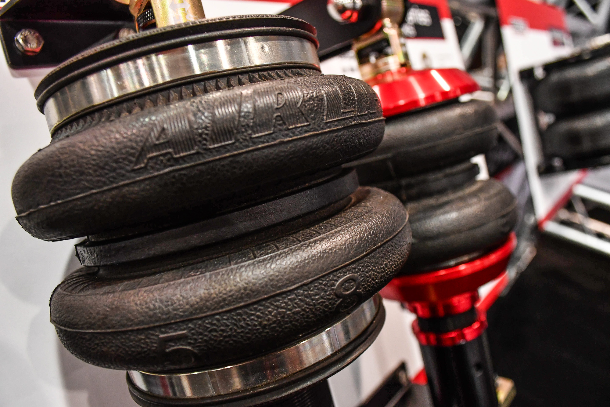 SEMA 2023: Air Lift Company's Builders Series Air Ride Shocks